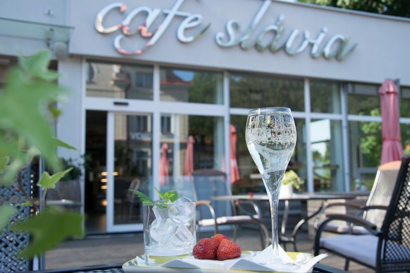 Café Slávia - Luhačovice, Doktora Veselého - Mňambezlepku.cz